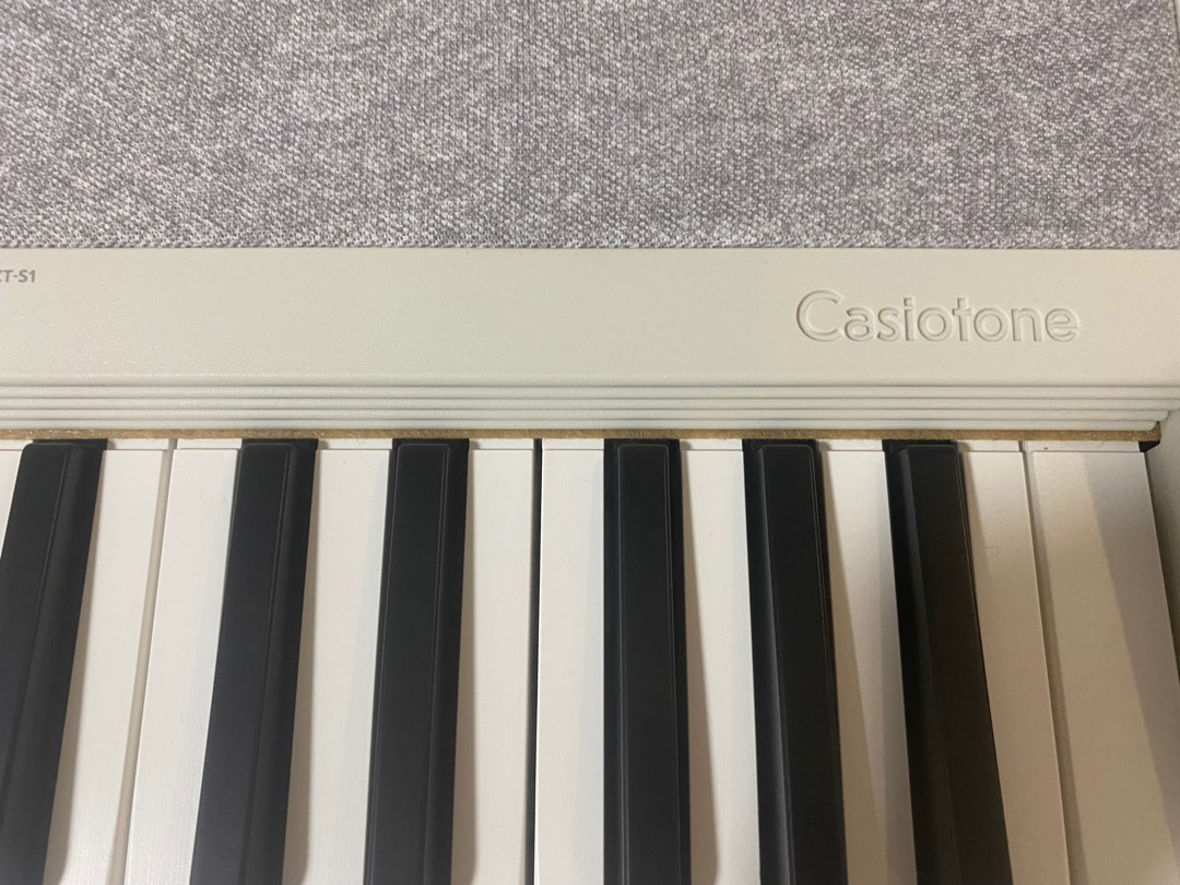 Casio Digital Keyboard, Audio, Portable Music Players on Carousell