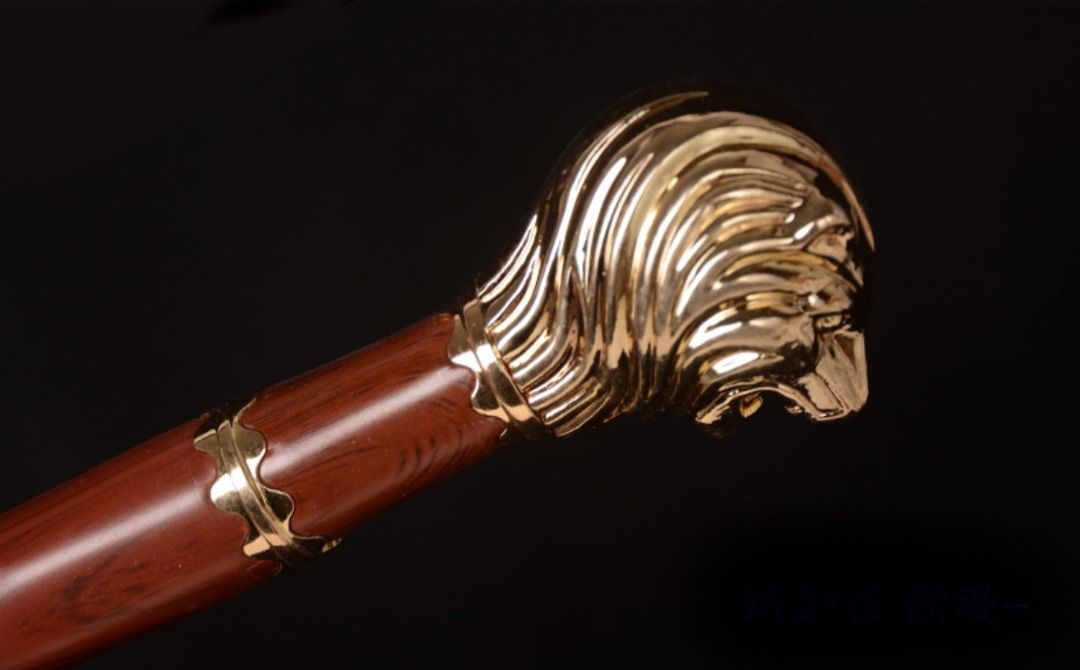 Chronicles of Narnia : Rhindon Prop (Comes with Scabbard & Wall Plaque ...