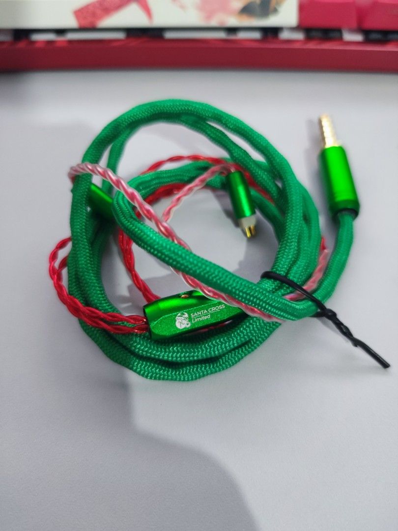 Cross lambda santa cross limited edition 2 pin / 0.78mm 4.4mm balanced iem cable, Audio, Other ...