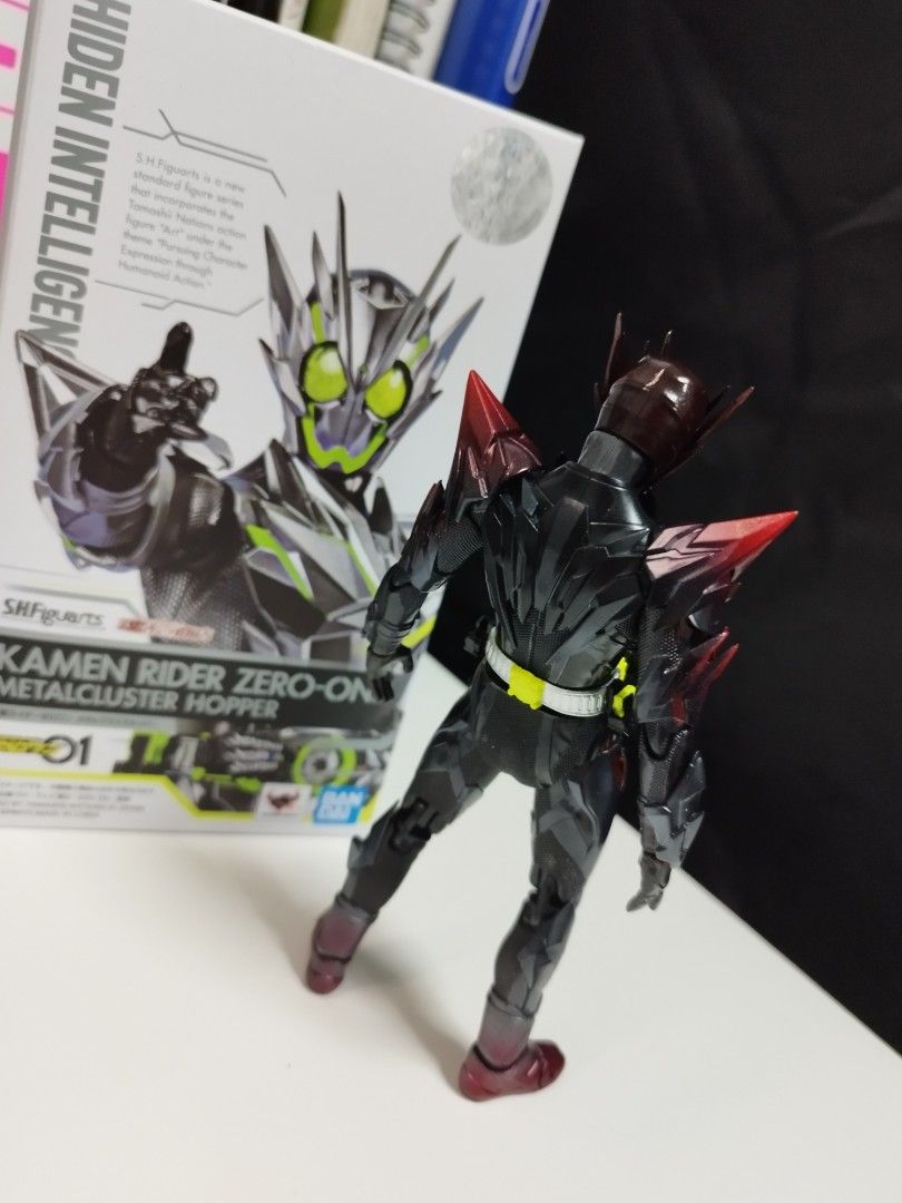 [Custom SHF] Kamen Rider Dark Metal Cluster Hopper, Masked Rider Zero ...