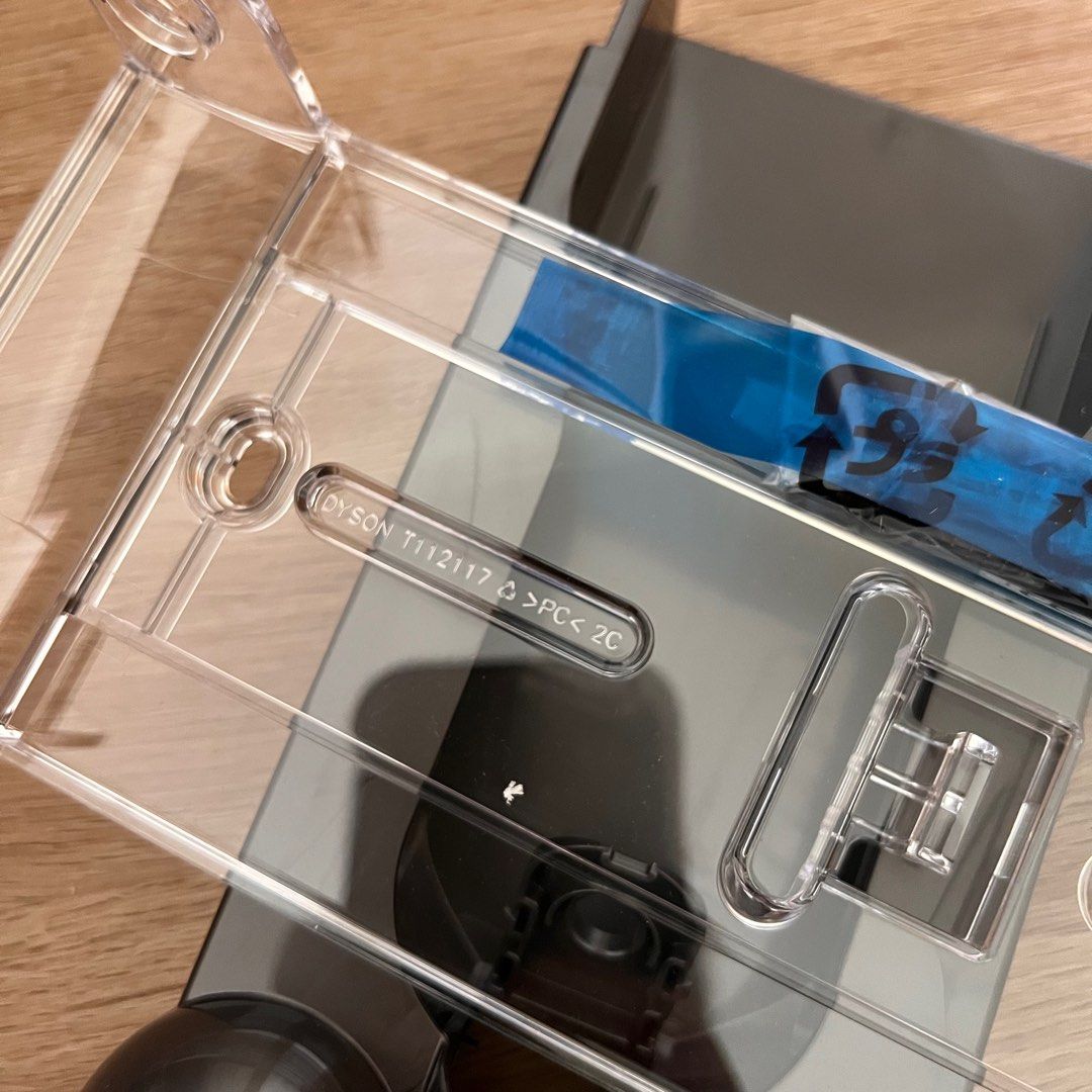 Dyson V8 wall Mount, Furniture & Home Living, Cleaning & Homecare ...