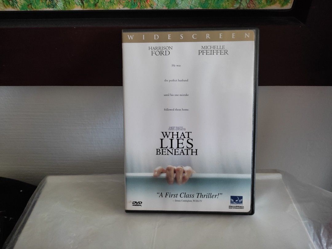 English movie dvd #4..Wall Street..The Rookie.. The Game..What Lies ...