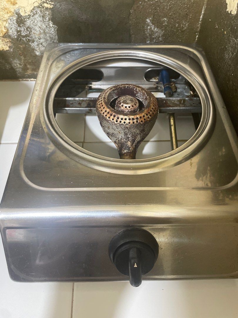 Gas Tank (empty) with automatic regulator & single-burner gas stove ...