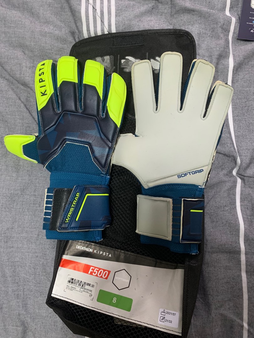 Goalkeeper gloves (Adult size), Sports Equipment, Sports & Games ...