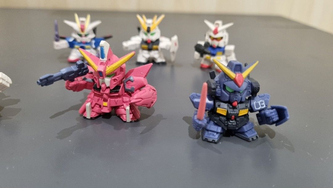 Gundam miniature, Hobbies & Toys, Toys & Games on Carousell
