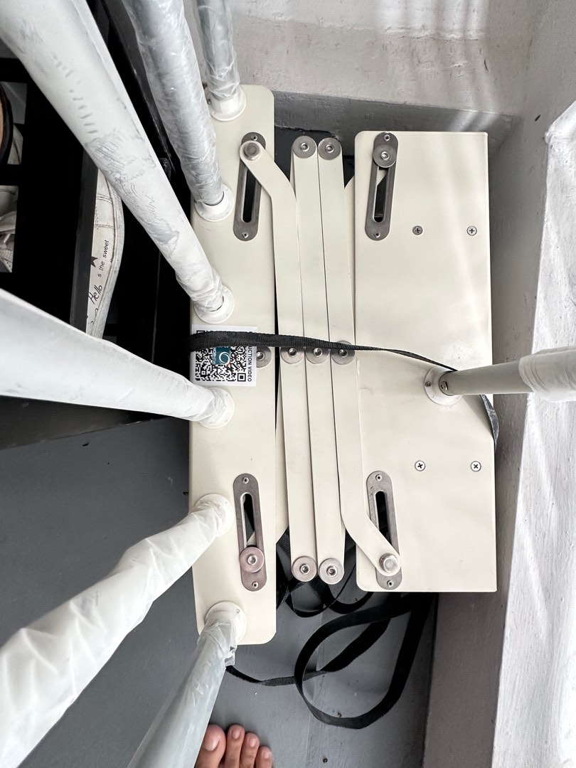 Hdb clothes Drying Rack, Furniture & Home Living, Home Improvement ...