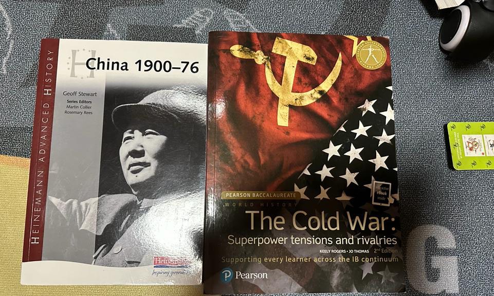 Heinemann Advanced History China 1900-76 / The Cold War, 興趣及遊戲, 書本 & 文具 ...