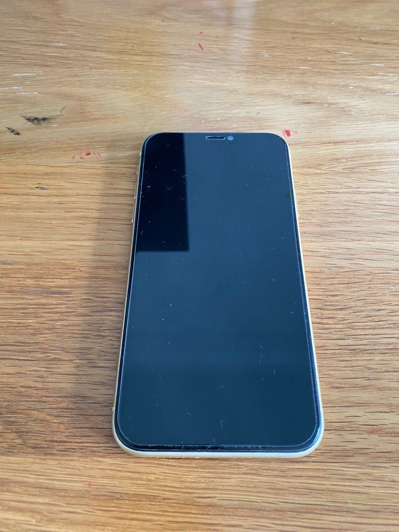 iPhone XR 256Gb Golden Colour, Mobile Phones & Gadgets, Mobile Phones ...