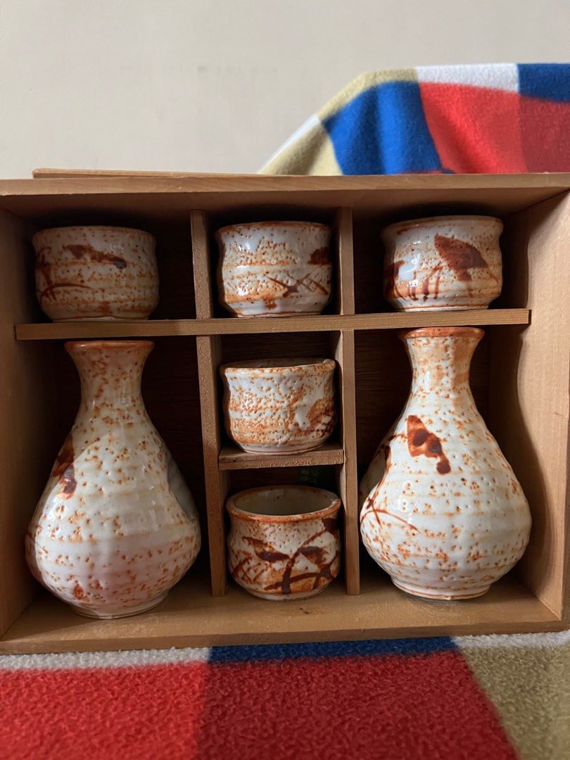 Japanese Saki Jar in a Wooden Box on Carousell