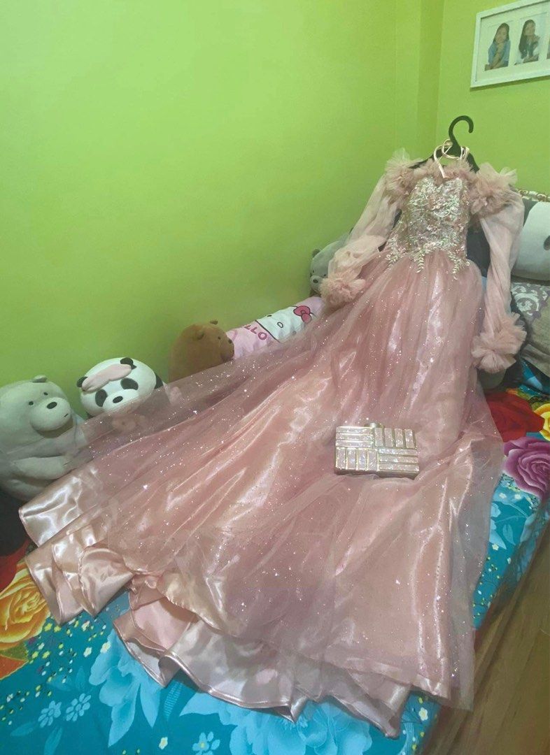 JS Prom Debut Gown, Women's Fashion, Dresses & Sets, Evening dresses ...