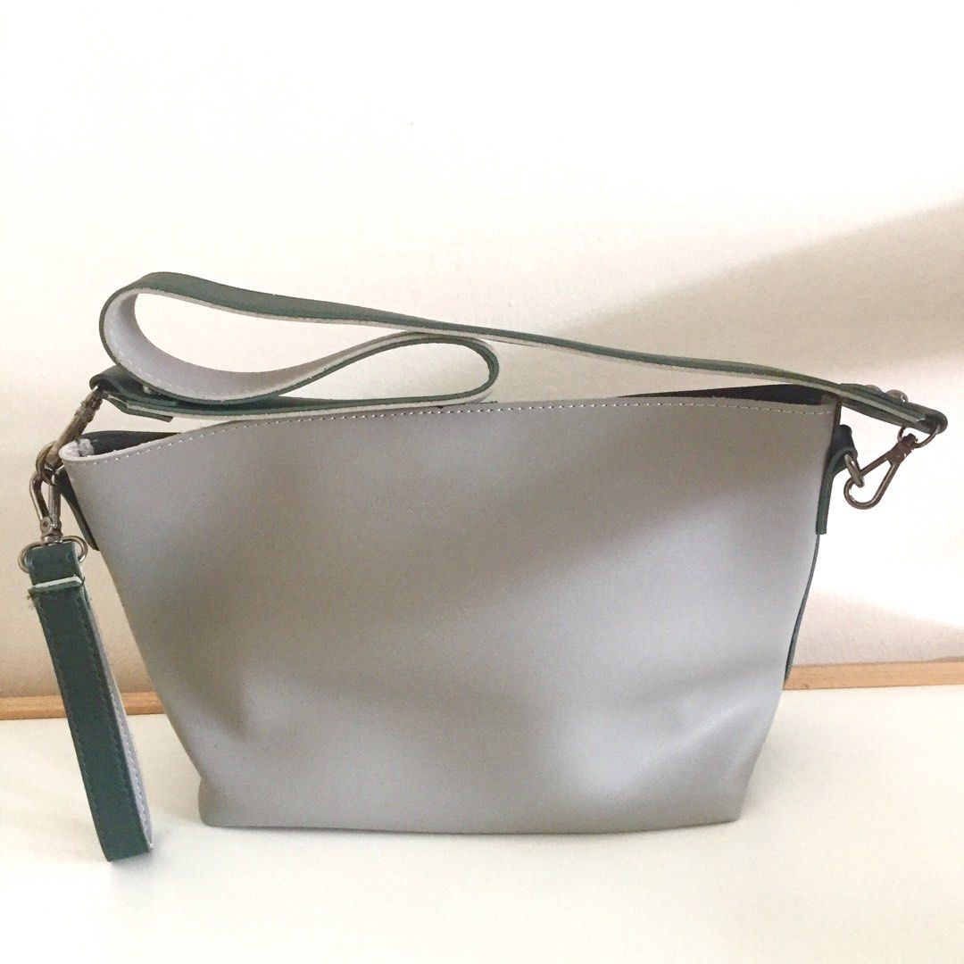 Lady sling bag / clutch bag, Women's Fashion, Bags & Wallets, Shoulder ...