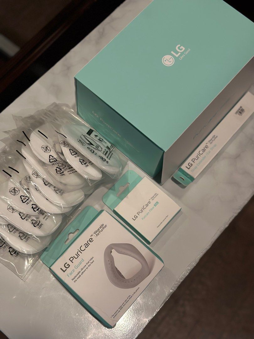 LG Puricare Mask Gen 1, Barang Mewah, Aksesoris di Carousell