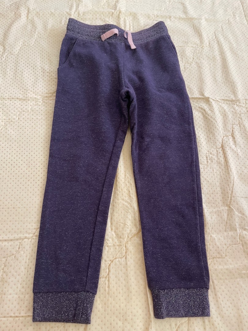 Little girls bottom, Babies & Kids, Babies & Kids Fashion on Carousell