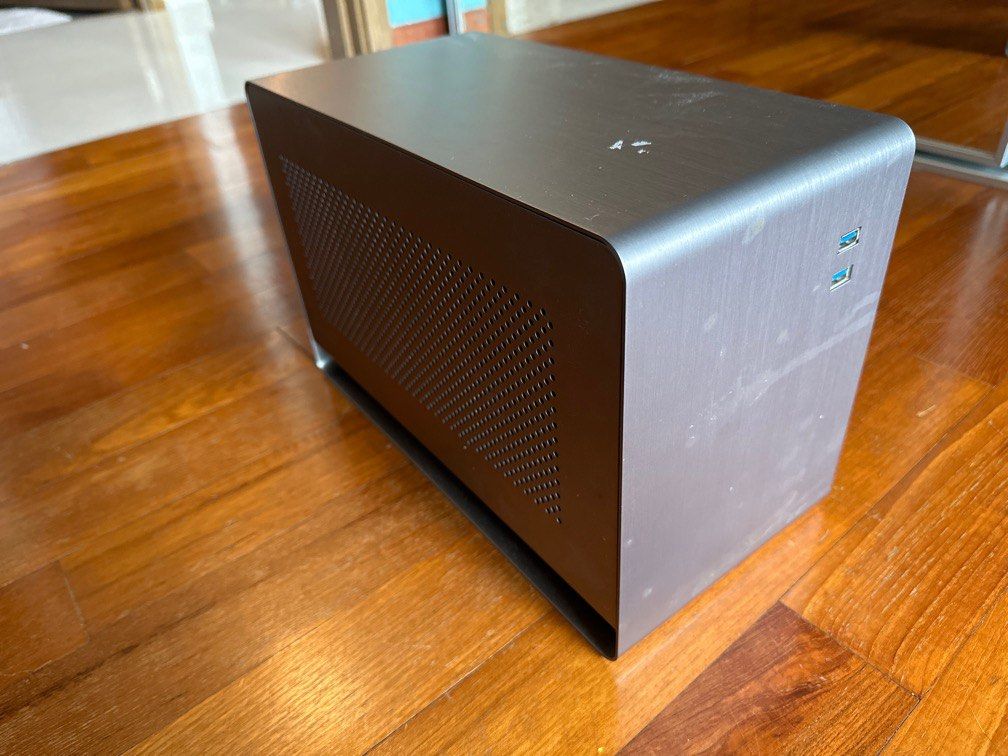 Mantiz Venus Thunderbolt 3 eGPU Enclosure, Computers & Tech, Parts ...