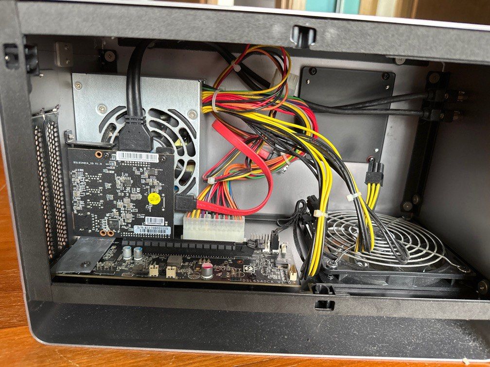 Mantiz Venus Thunderbolt 3 eGPU Enclosure, Computers & Tech, Parts ...