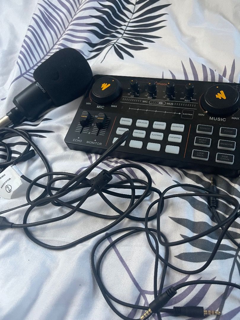 Maono AU-AM200-S1 Sound Card Condenser Microphone Set with Bluetooth ...