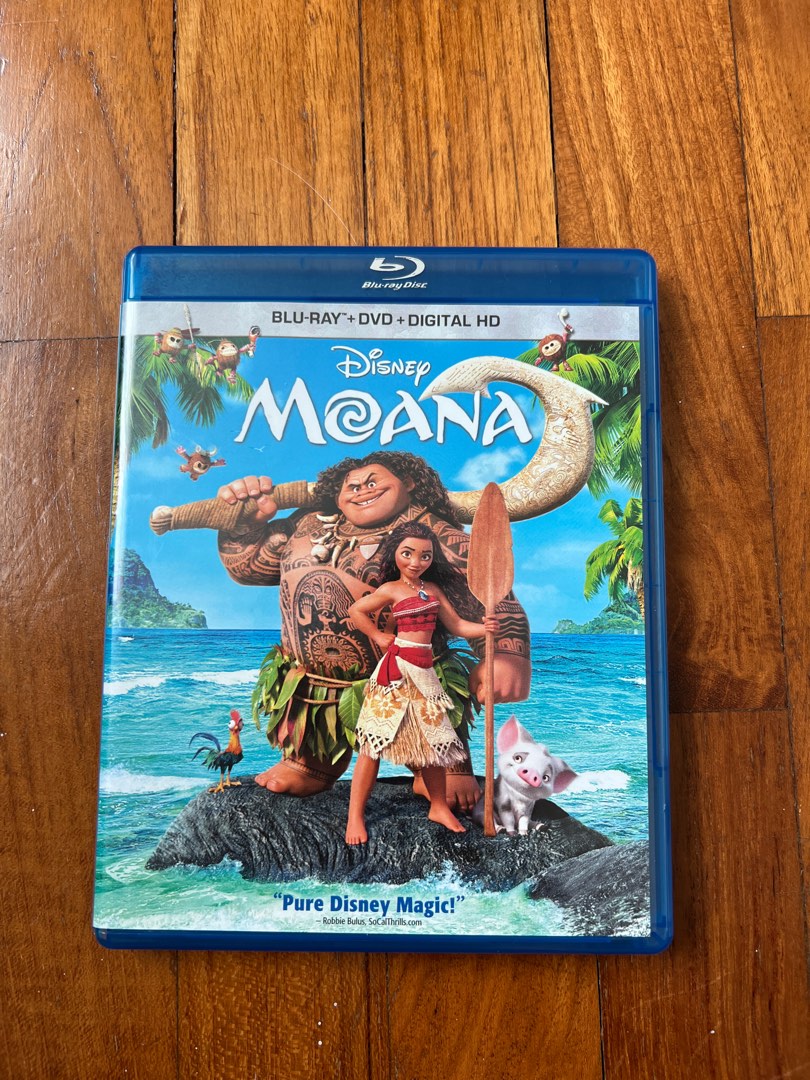 Moana blu-ray / DVD, Hobbies & Toys, Music & Media, CDs & DVDs on Carousell