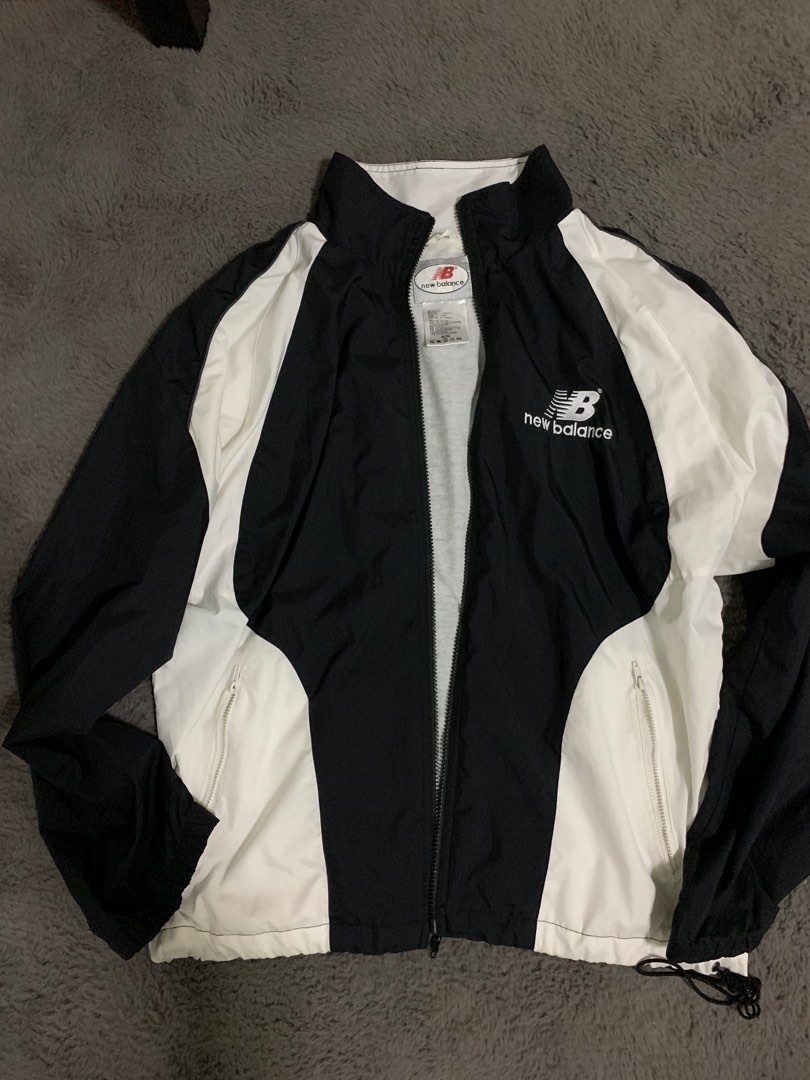 New balance, Women's Fashion, Coats, Jackets and Outerwear on Carousell