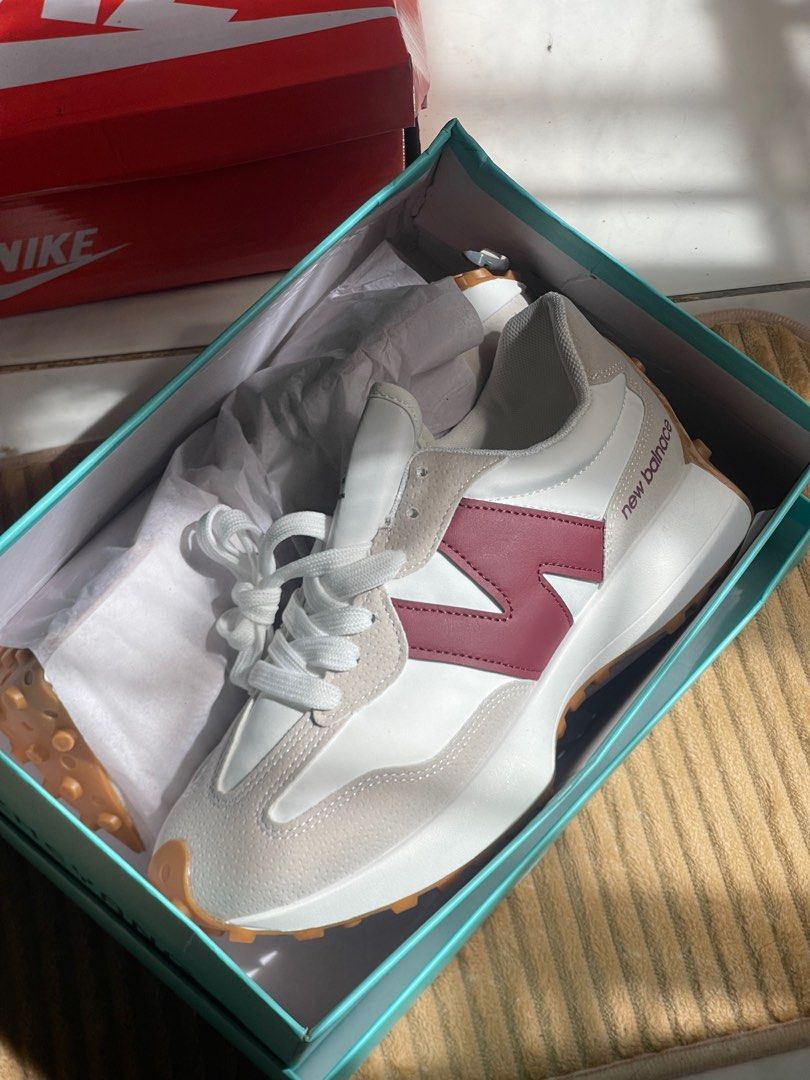 New balance shoes womens, Women's Fashion, Footwear, Sneakers on Carousell