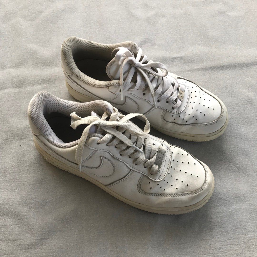 Nike af1 low triple white original, Fesyen Pria, Sepatu , Lainnya di ...