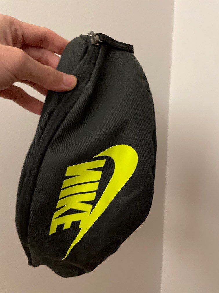 Nike Waist Pouch, Men's Fashion, Bags, Belt bags, Clutches and Pouches ...