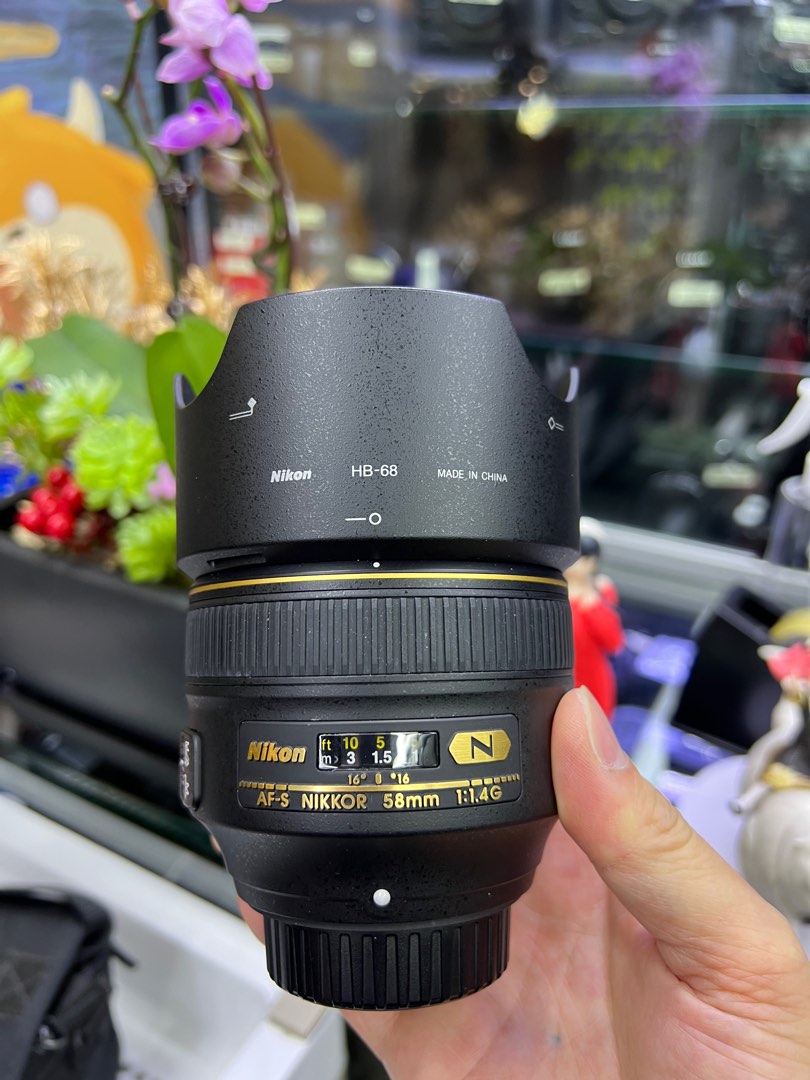 NIKON AFS 58MM F1.4 G 超新淨 鏡王之王 99%新, 攝影器材, 鏡頭及裝備 - Carousell