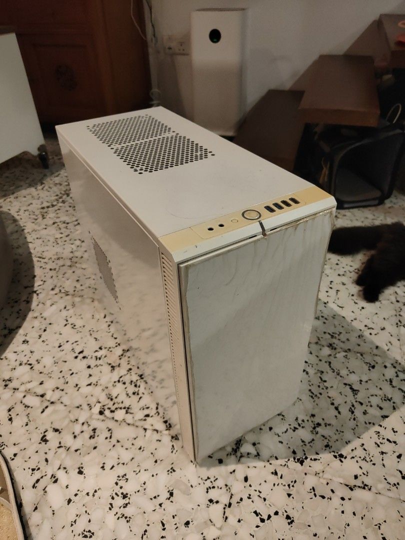 Old gaming pc, Computers & Tech, Desktops on Carousell