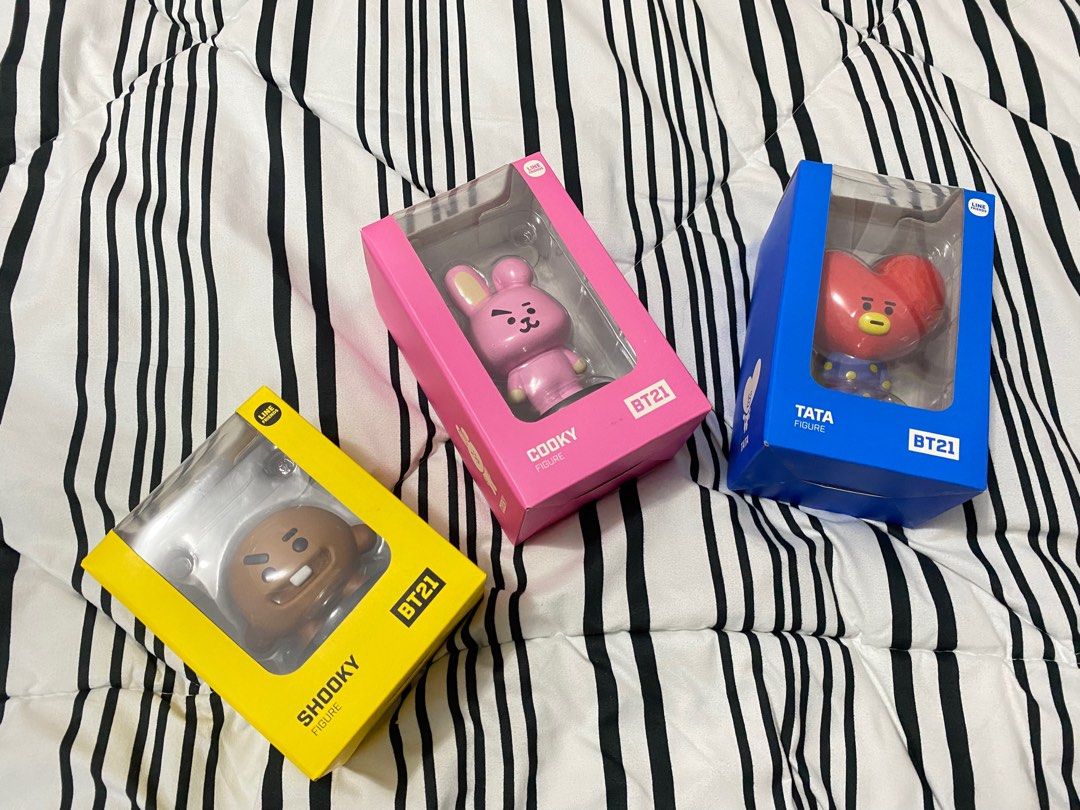 ORIGINAL BT21 Standing figures, Hobbies & Toys, Memorabilia ...