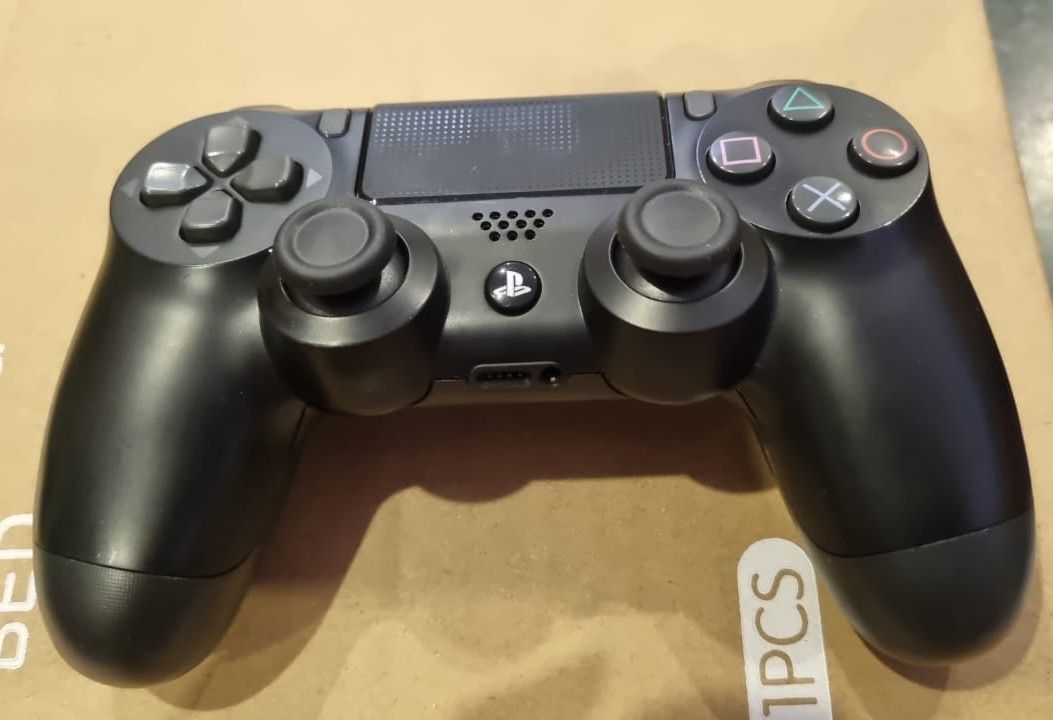 ORIGINAL PS4 PlayStation Dualshock Controller V2, Video Gaming, Gaming ...