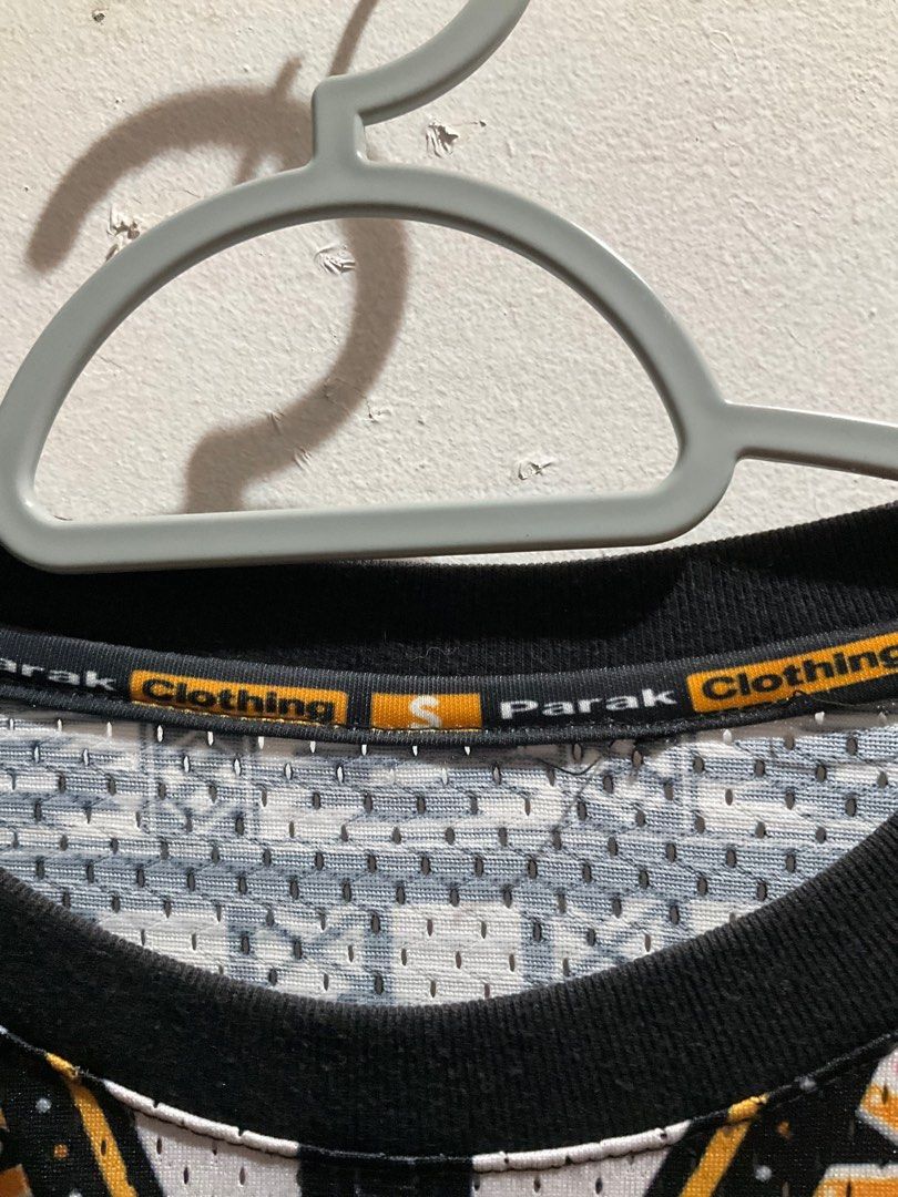 Parak clothing Polynesian on Carousell