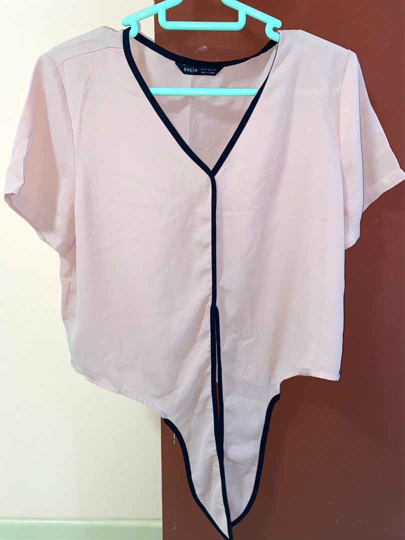 plain top, Women's Fashion, Tops, Blouses on Carousell