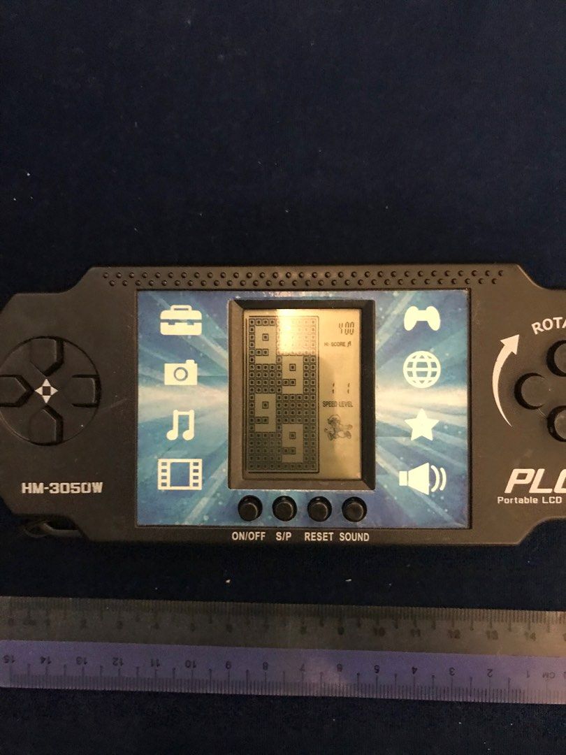 Portable LCD Brick Game by Jia Tuen, Video Gaming, Video Games, Others ...