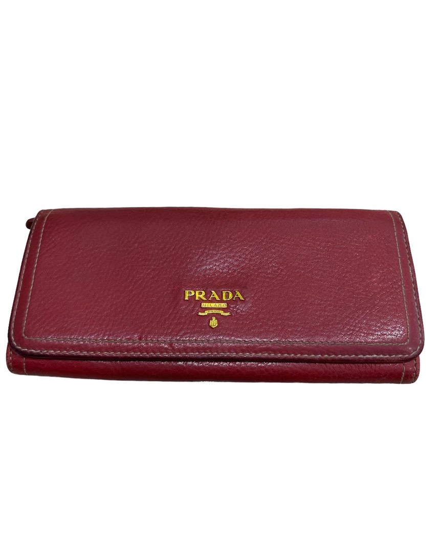 Prada Long Wallet, Barang Mewah, Tas & Dompet di Carousell