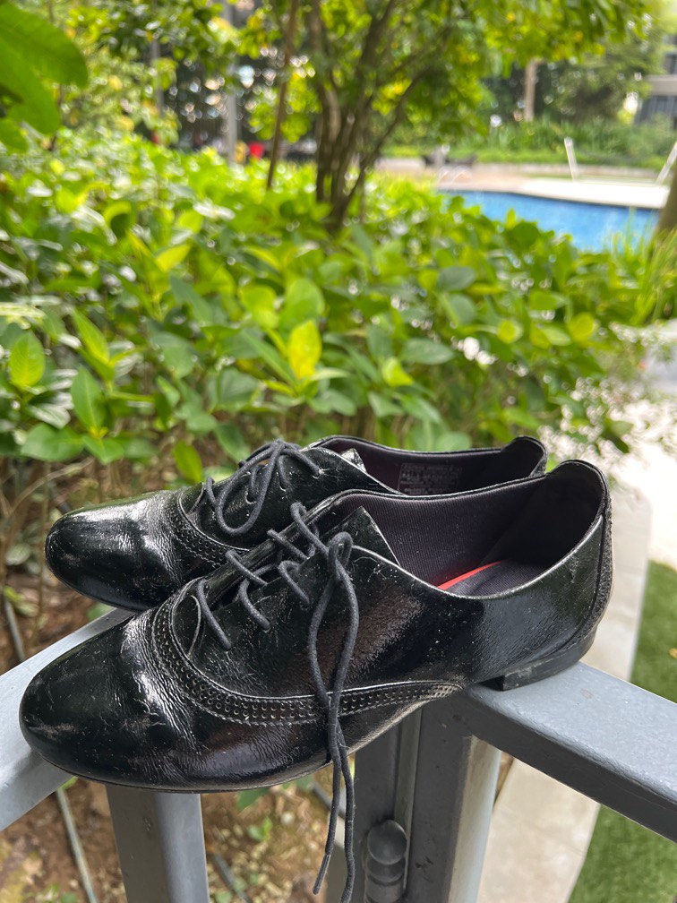 ROCKPOINT SHOE, Women's Fashion, Footwear, Loafers on Carousell