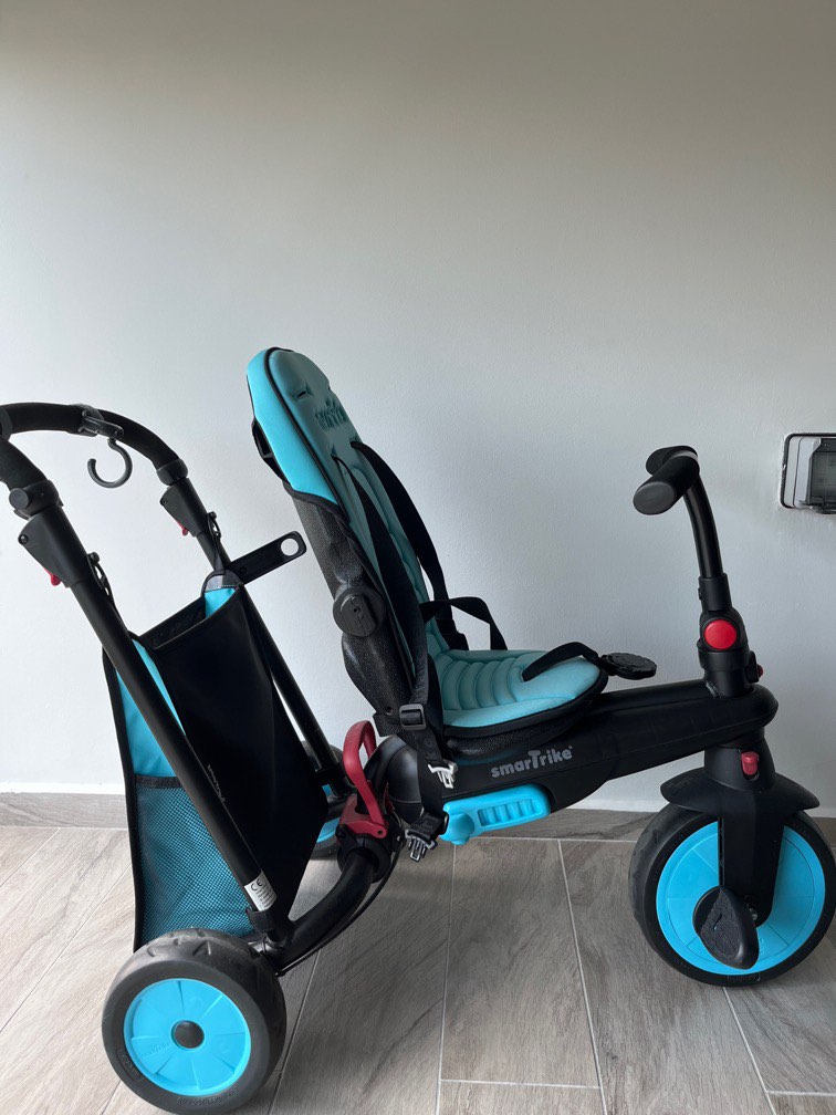 SmarTrike, Babies & Kids, Going Out, Other Babies Going Out Needs on Carousell