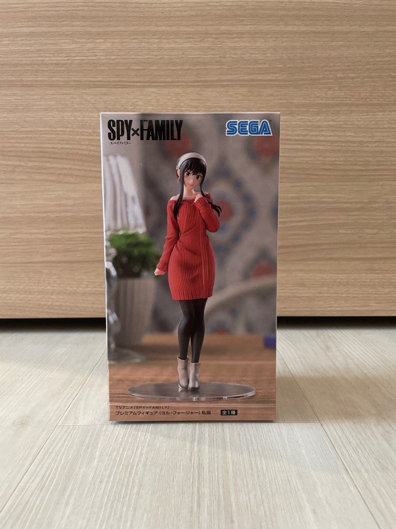 Spy x Family Yor Forger (Plain Clothes) Premium Figure, Hobbies & Toys ...