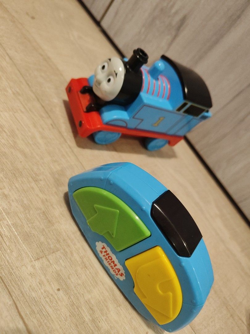 thomas and friends remote control (fisher price), Hobbies & Toys, Toys ...