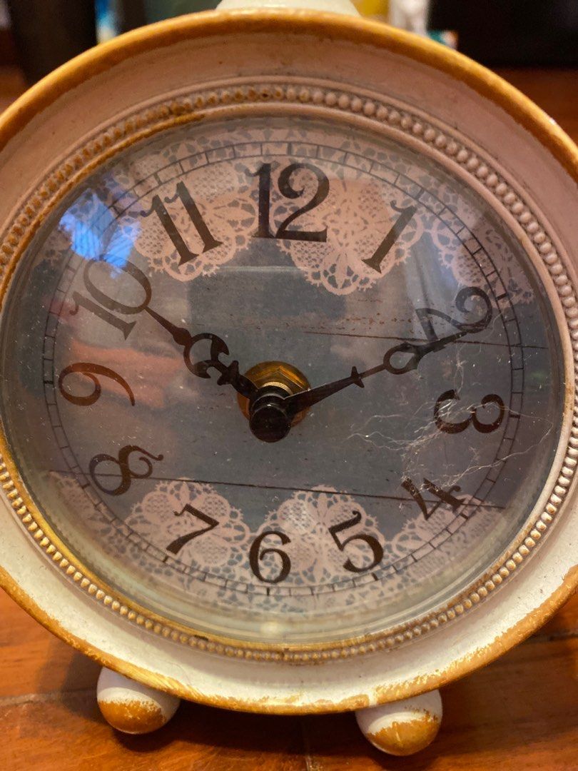 Vintage looking style desk clock, Furniture & Home Living, Home Decor ...