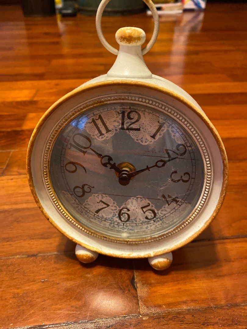 Vintage looking style desk clock, Furniture & Home Living, Home Decor ...