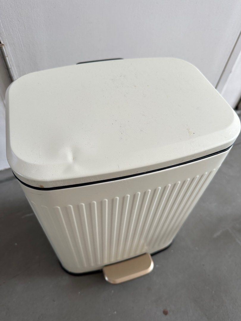 Vintage style Dustbin, Furniture & Home Living, Cleaning & Homecare ...
