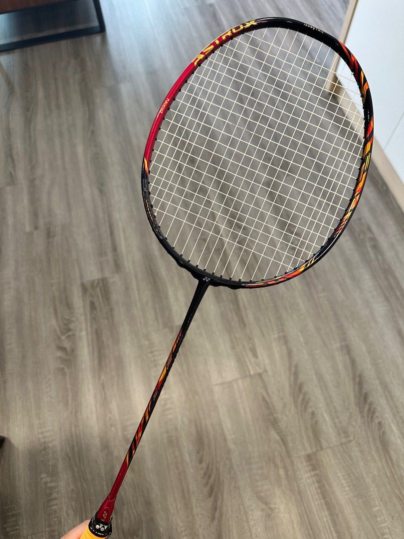 Yonex Astrox 99 Pro 4UG5 #002, Sports Equipment, Sports & Games, Racket ...