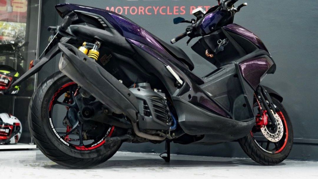 Aerox v1 coverset (one galaxy purple, one cyan blue), Motorcycles ...