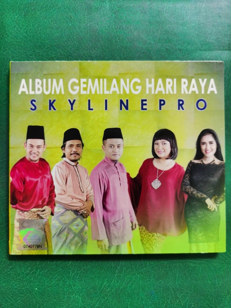 Album Gemilang Hari Raya CD, Hobbies & Toys, Music & Media, CDs & DVDs ...