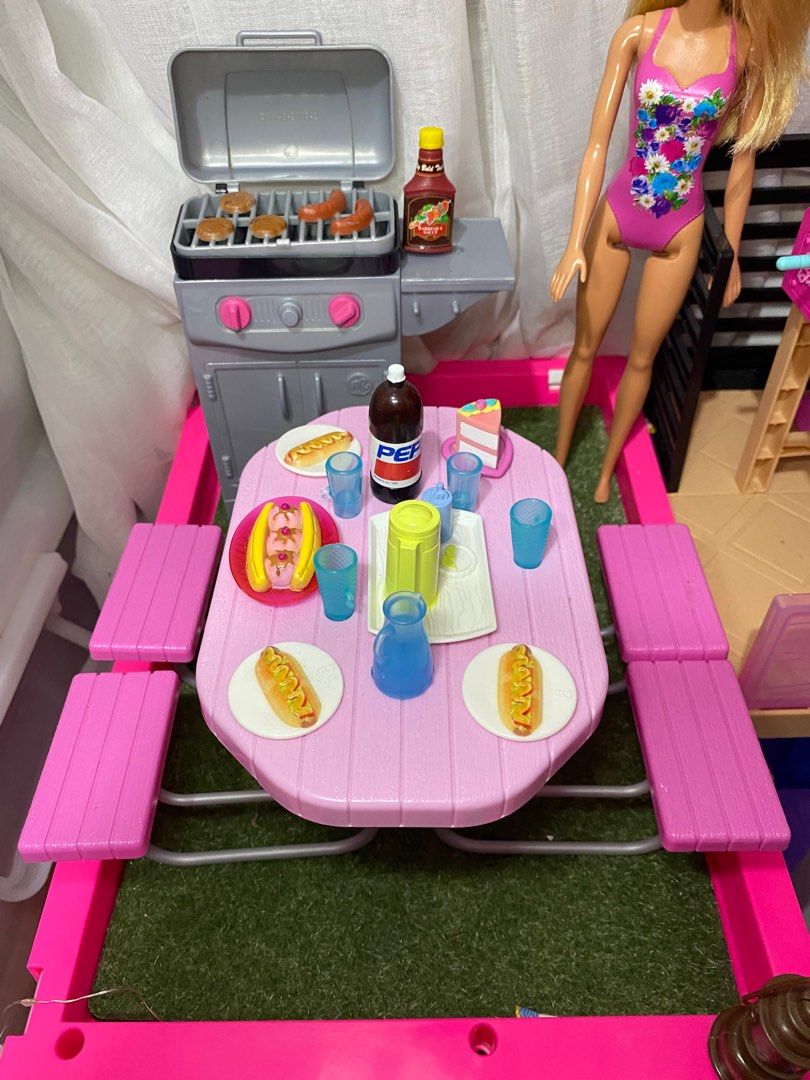 Barbie Picnic Table Playset, Bbq grill and Barbie, Hobbies & Toys, Toys ...