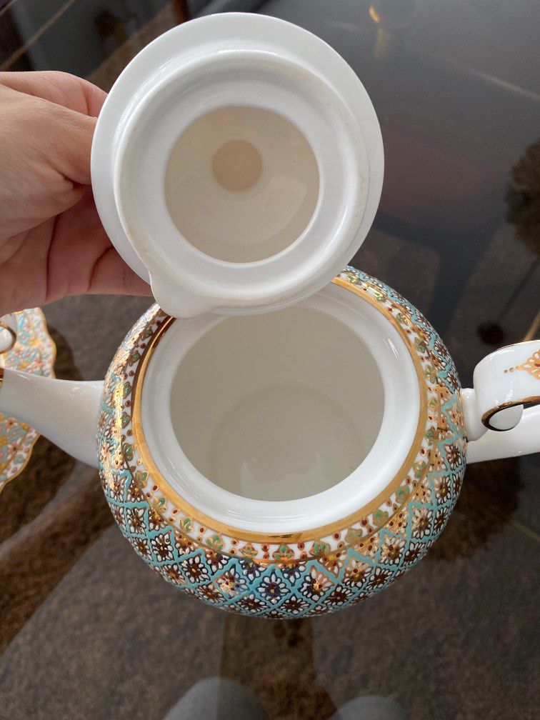 Beautiful fine bone China teapot and teacup set; hand painted; Thailand ...
