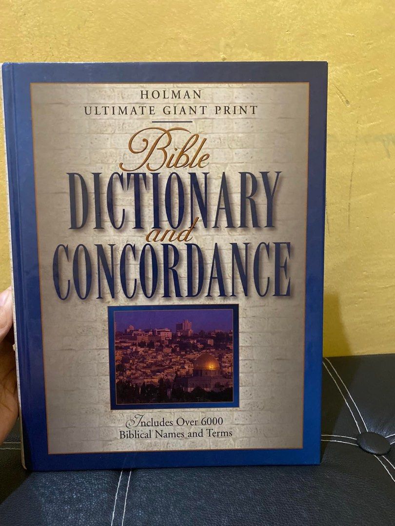 Bible Dictionary and Concordance Includes Over 6000 Biblical Names and ...