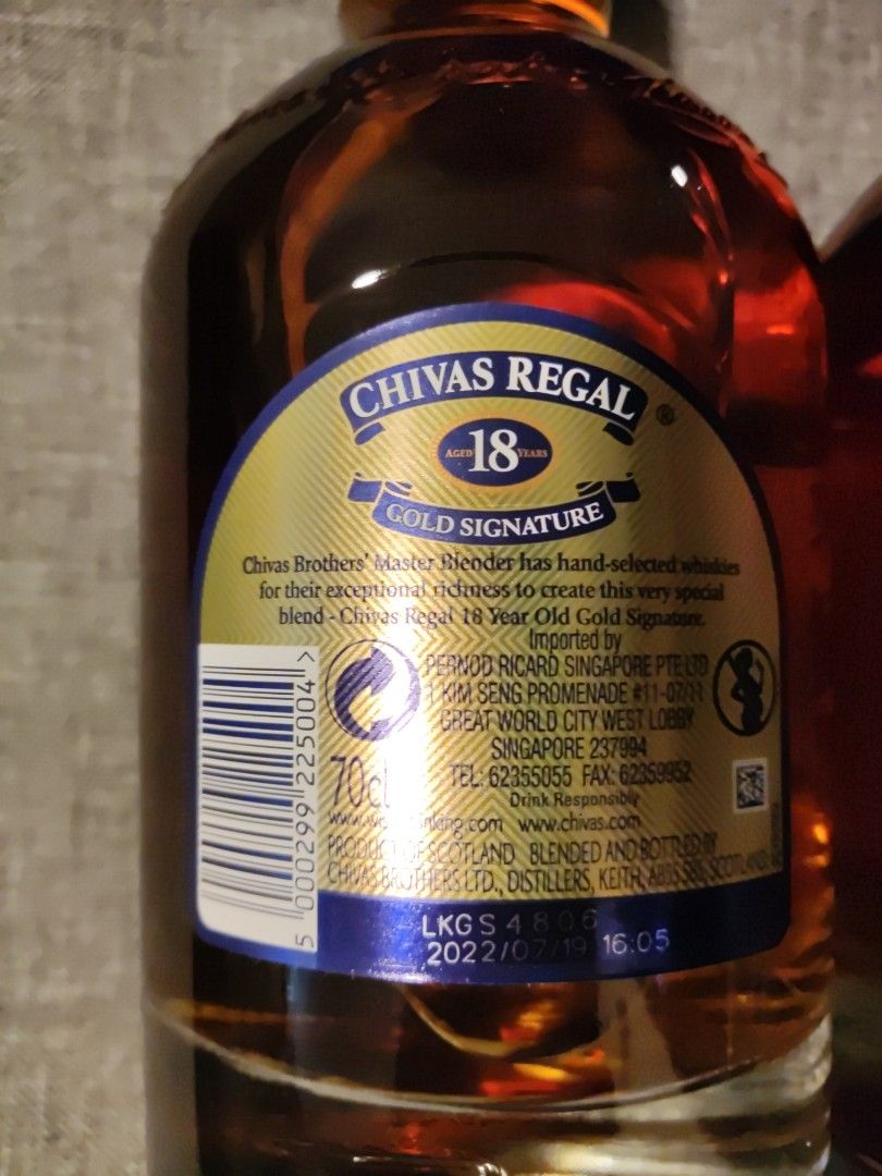 Chivas Regal 18 years value package, Food & Drinks, Alcoholic Beverages ...