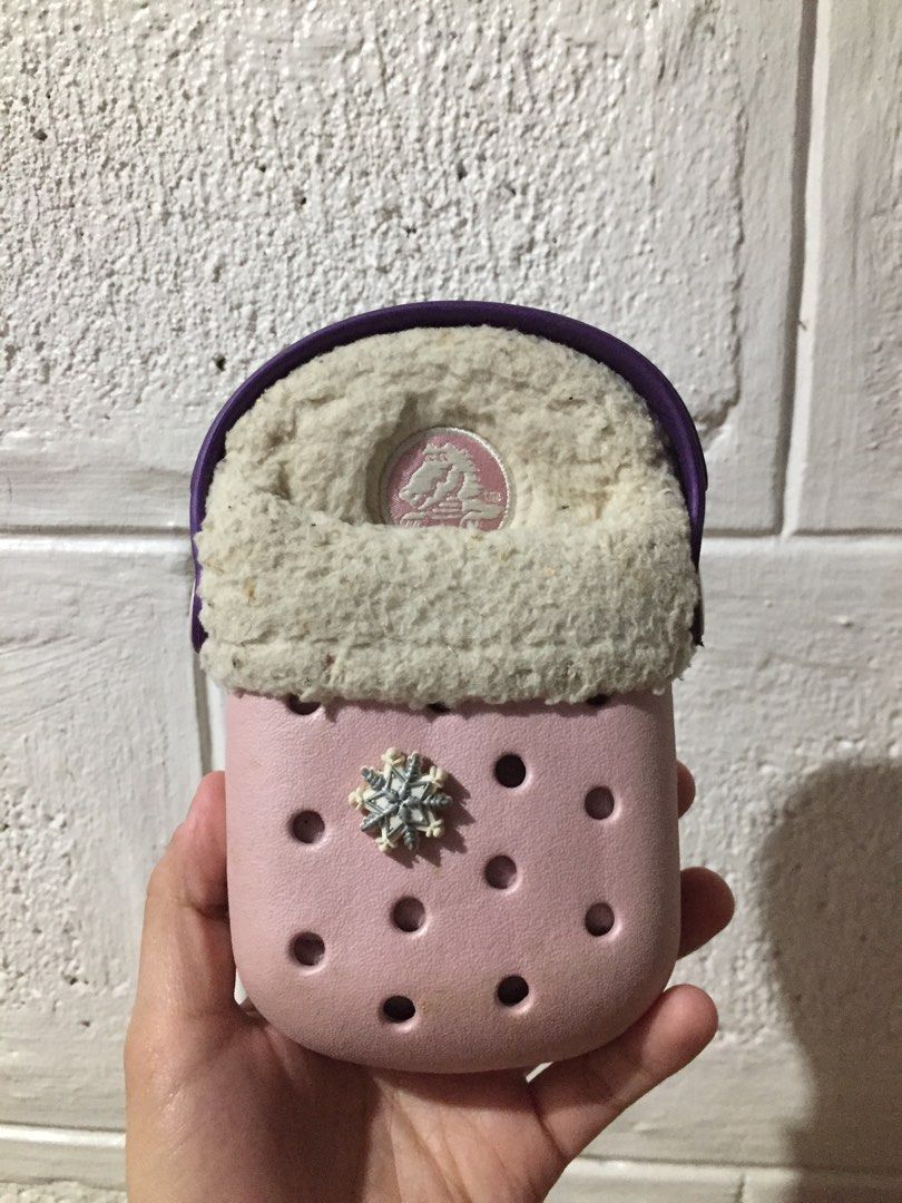 Crocs CP Case, Women's Fashion, Jewelry & Organizers, Accessory Holder ...