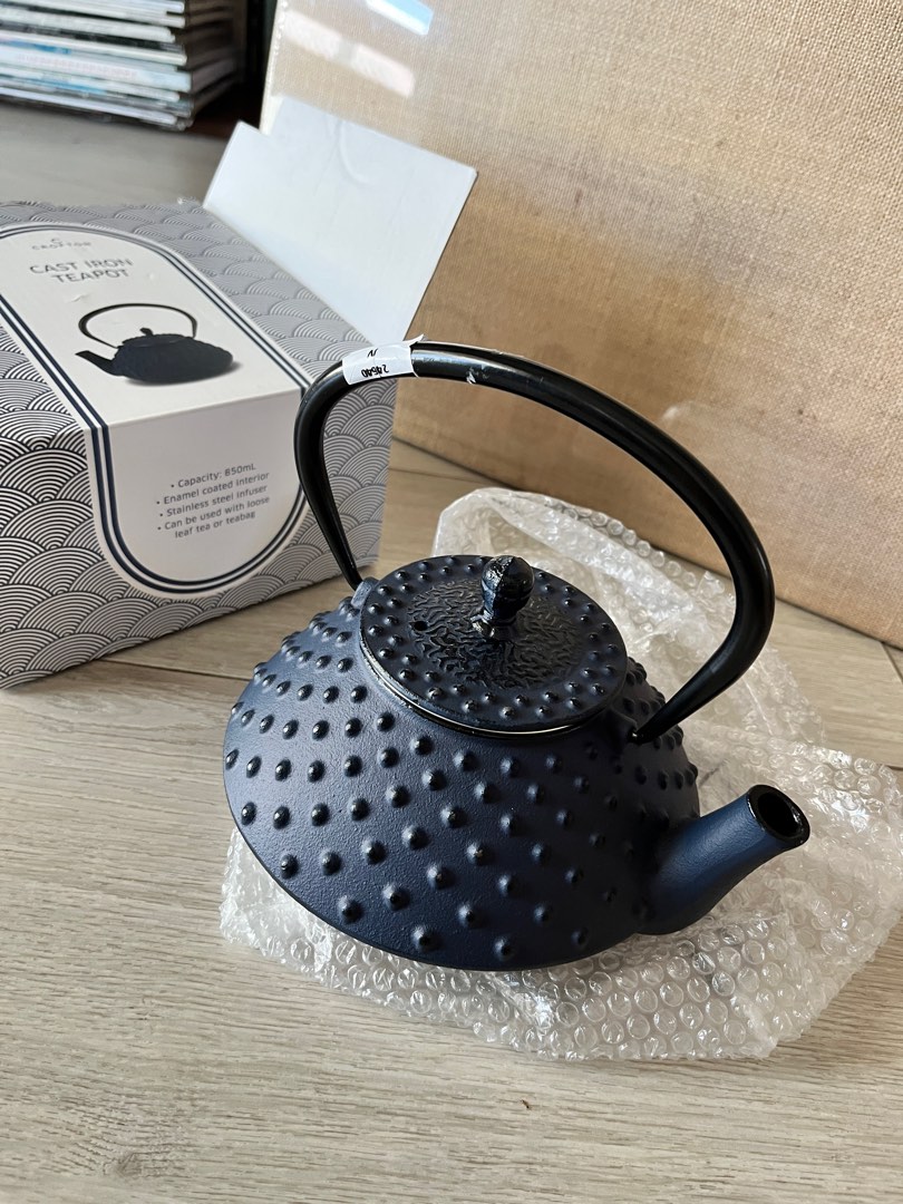 Crofton Cast Iron Teapot 850ml on Carousell