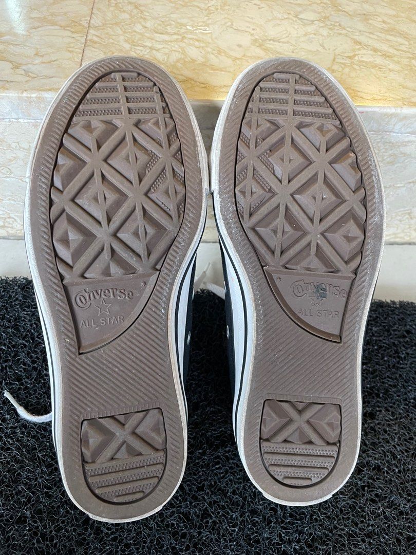 Dark Blue Converse Shoes, Women's Fashion, Footwear, Sneakers on Carousell